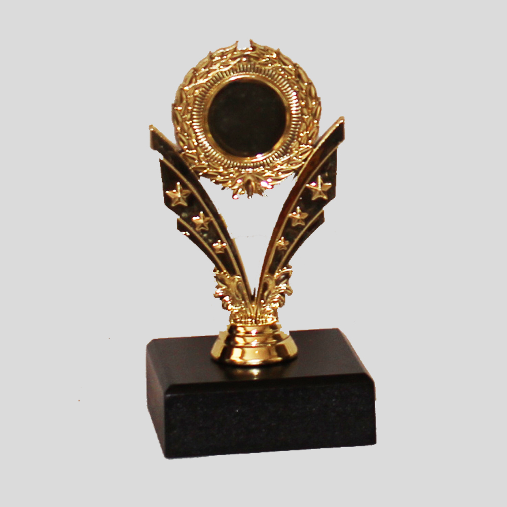 Mini Wreath Trophy | FB Trophies